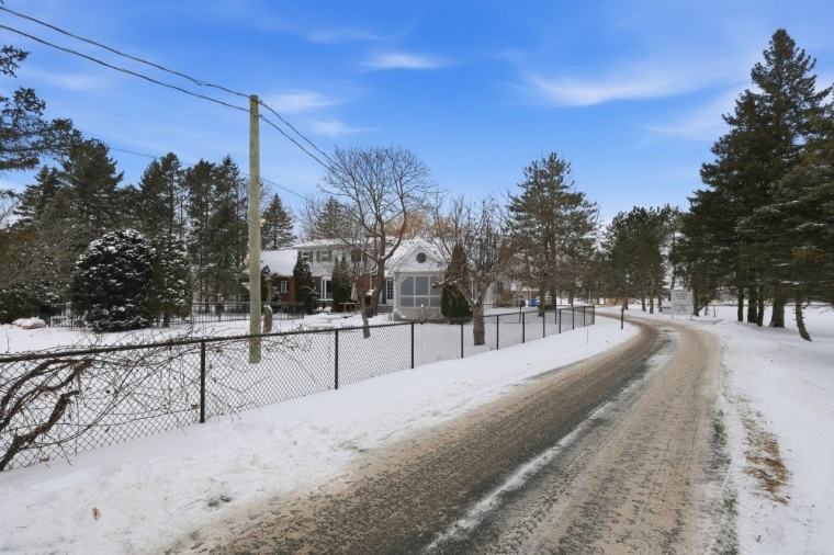 Propriétés avec garage à vendre - St-Basile-le-Grand (Montérégie ...