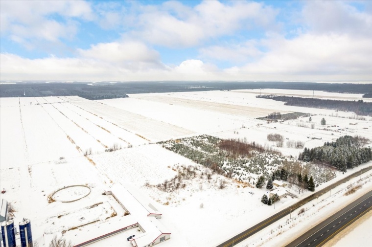 Maxxum 100 Centre inc.