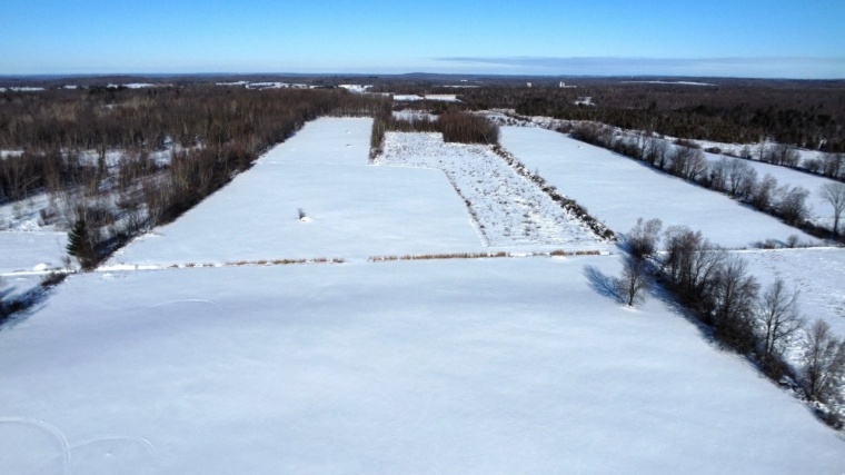 Maxxum 100 Centre inc.